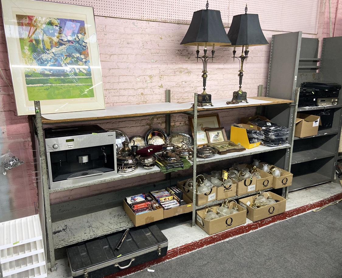 Direct Auction Galleries Pictures