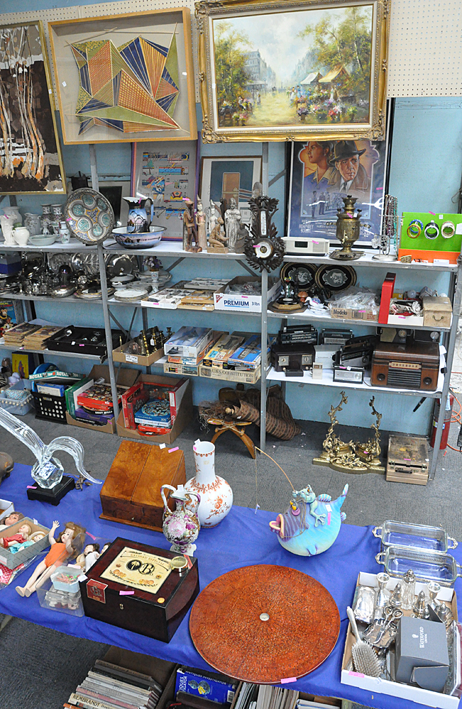 Direct Auction Galleries Pictures